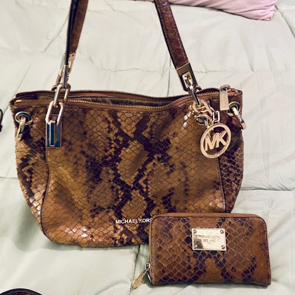 Michael Kors | Bags | Michael Kors Snakeskin Handbag With Wallet | Poshmark
